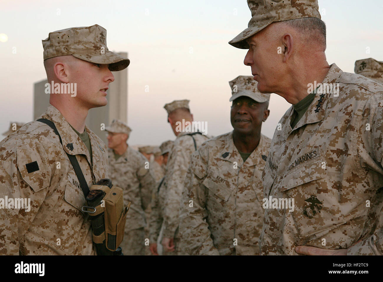 Sgt dustin h bowman hi-res stock photography and images - Alamy