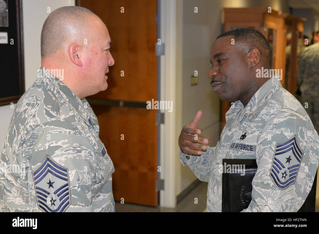 Command chief master sergeant mitchell o brush hi-res stock photography ...