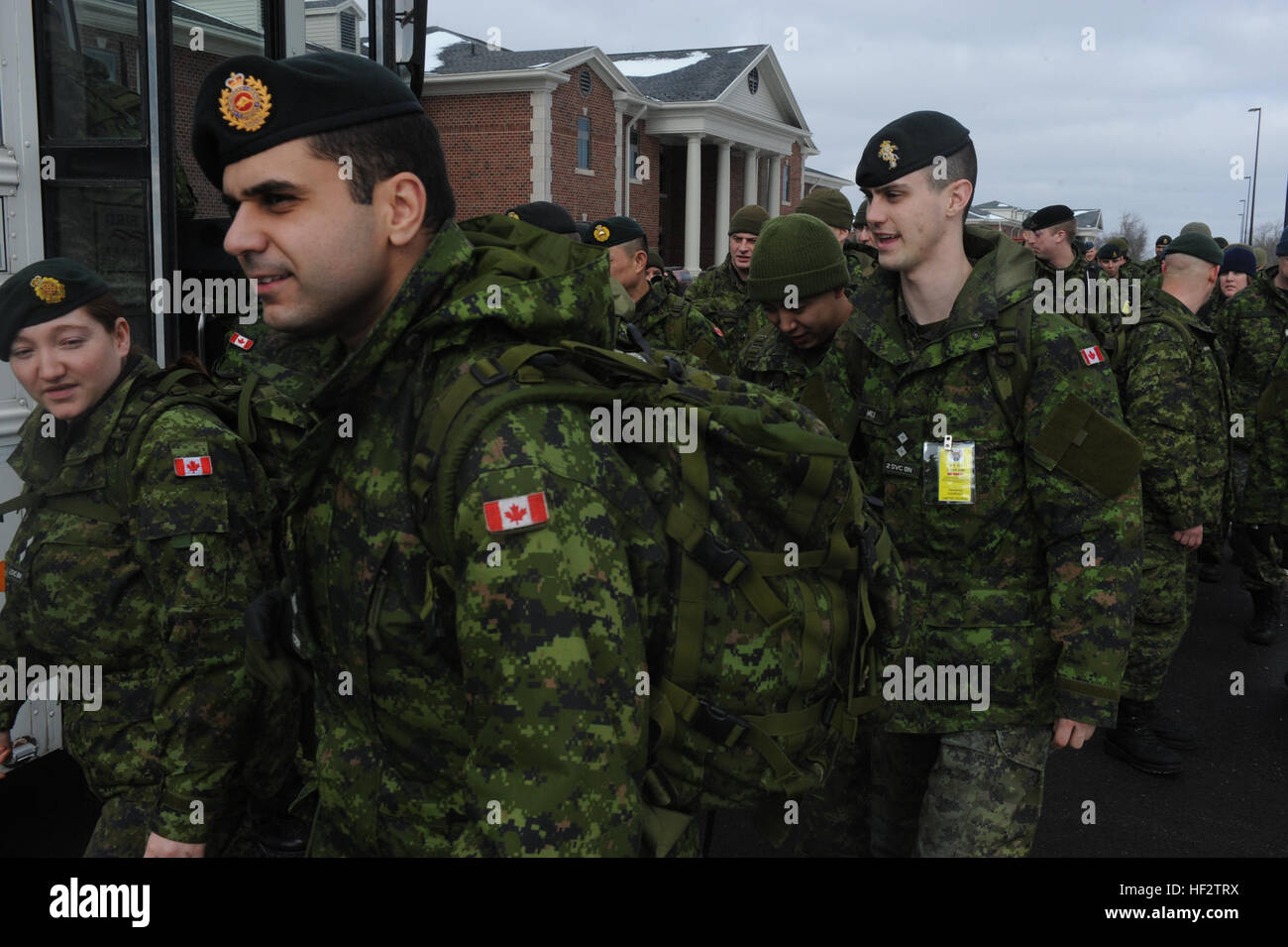 Soldiers with 2 Canadian Mechanized Brigade Group, 4th Canadian ...