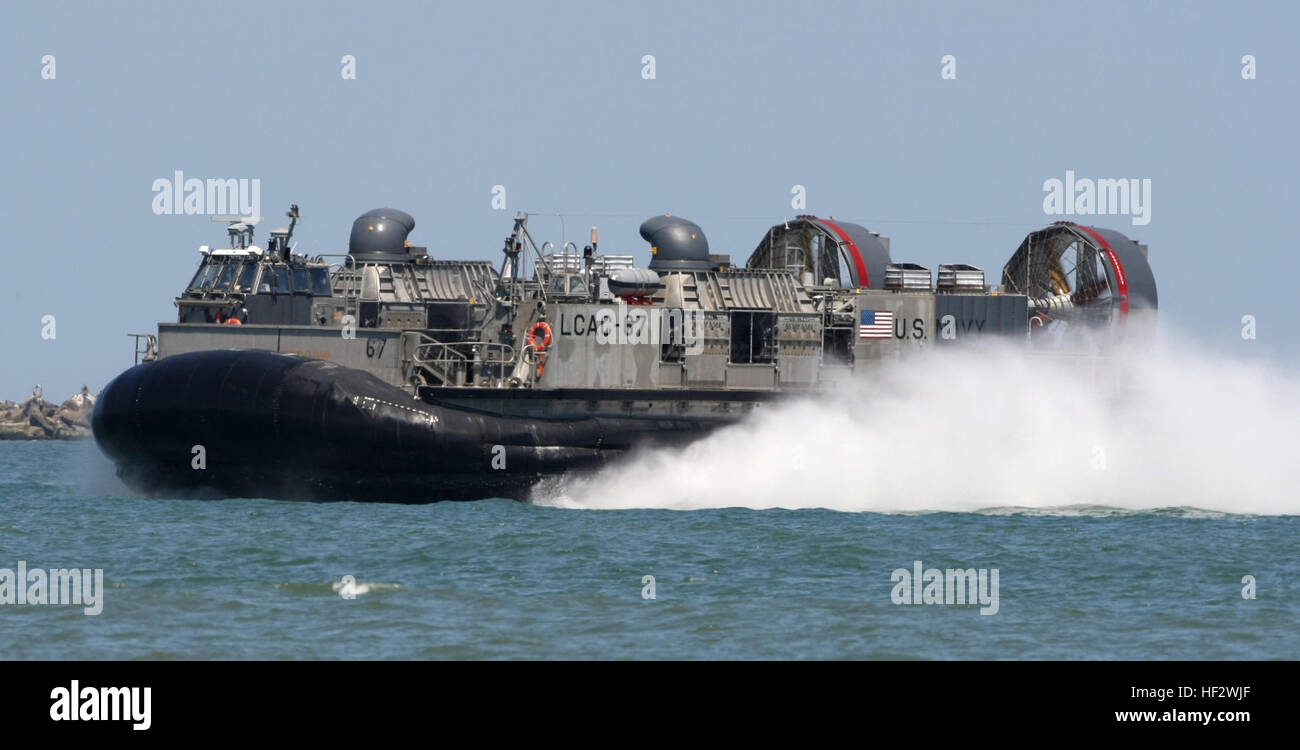Unitas amphib hi-res stock photography and images - Alamy