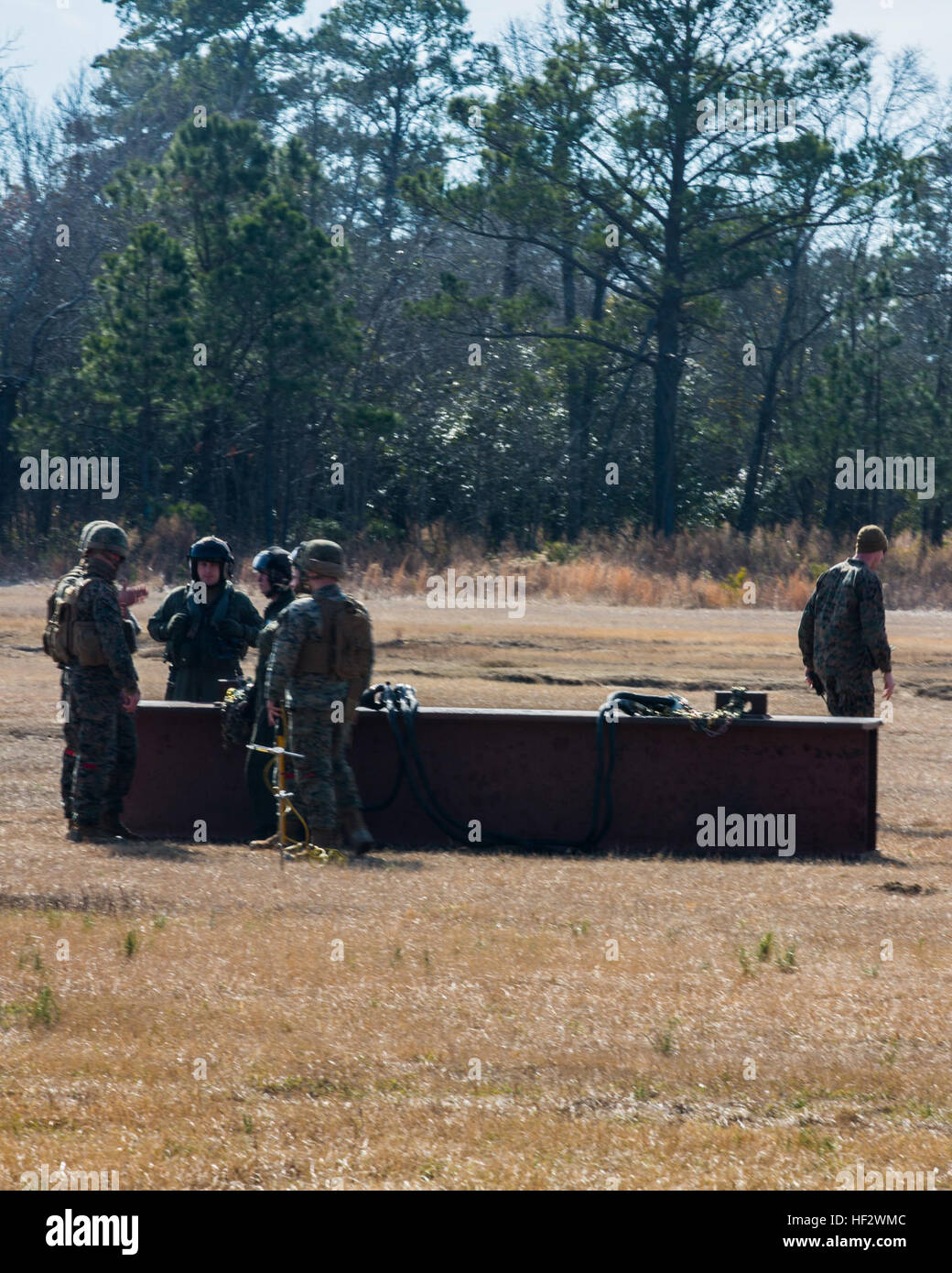 U.S. Marines with Heavy Helicopter Training Squadron 302 and Combat ...