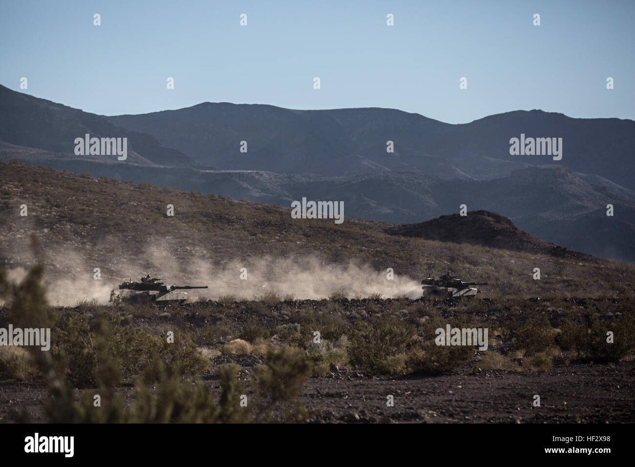 Marine corps tanks artillery hi-res stock photography and images - Alamy