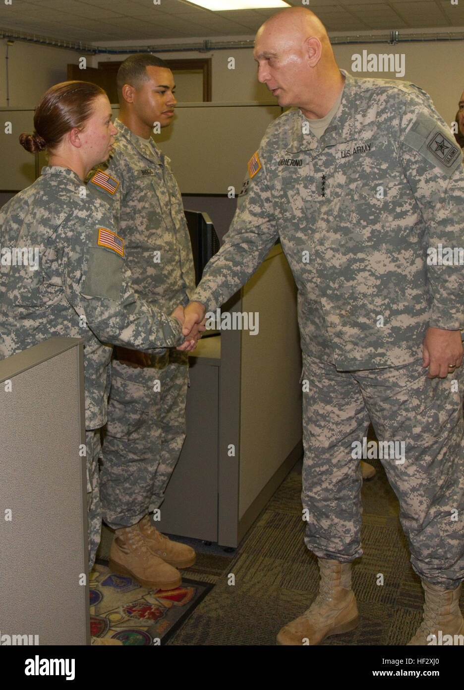 Theater ballistic missile analyst hi-res stock photography and images ...
