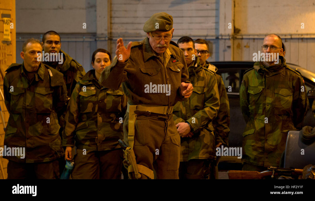 Norwegian soldiers women hi-res stock photography and images - Alamy