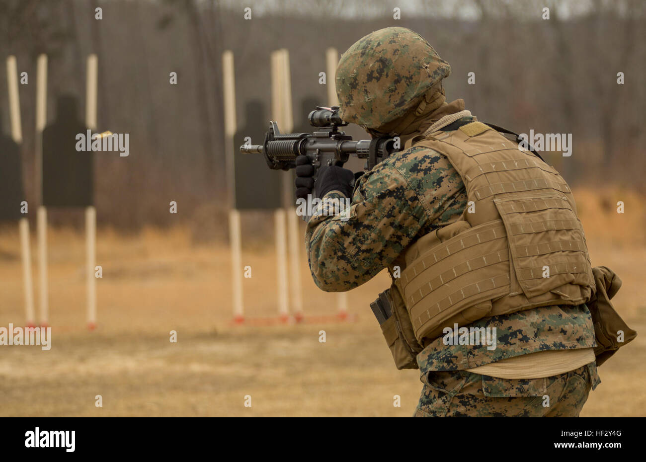 U.S. Marines with Alpha Company, 2nd Transportation Support Battalion ...