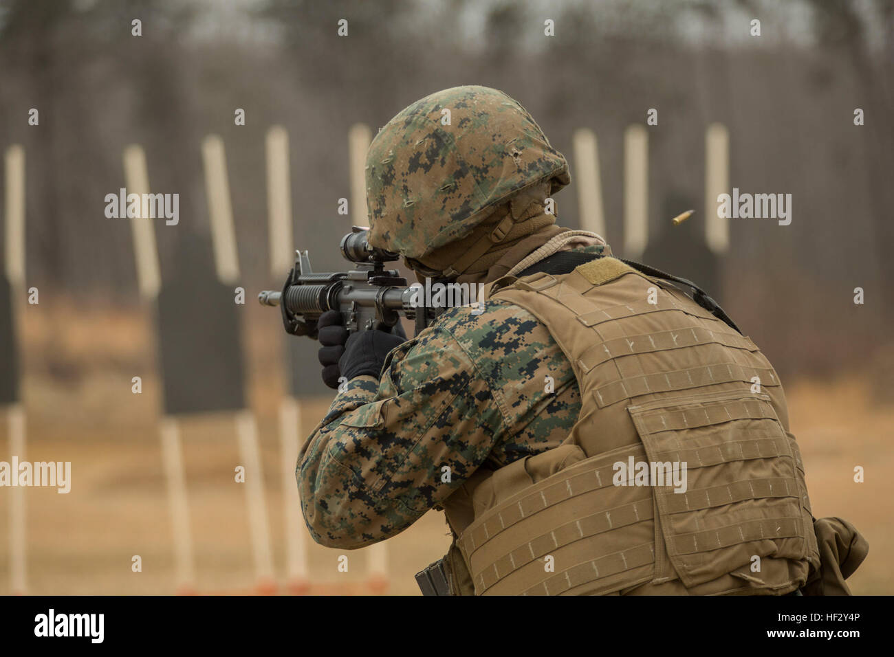 U.S. Marines with Alpha Company, 2nd Transportation Support Battalion ...