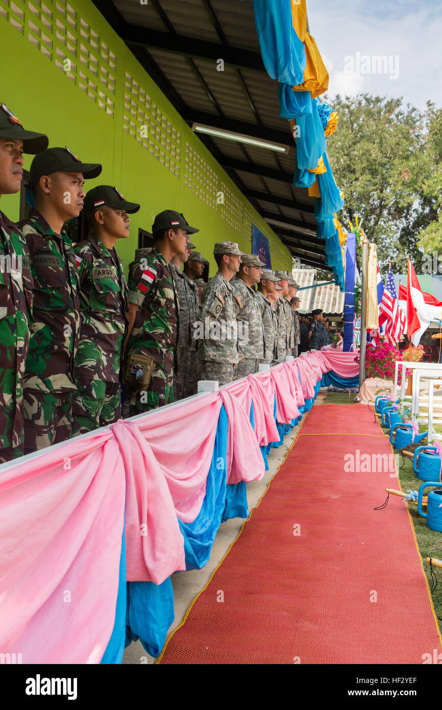 Soldiers with the Royal Thai Air Force, Indonesian Korps Marinir ...