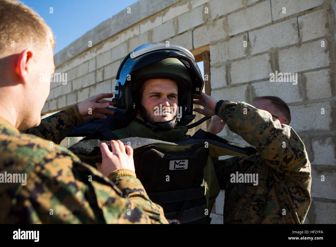 U.S. Marine explosive ordnance disposal technicians with Special ...