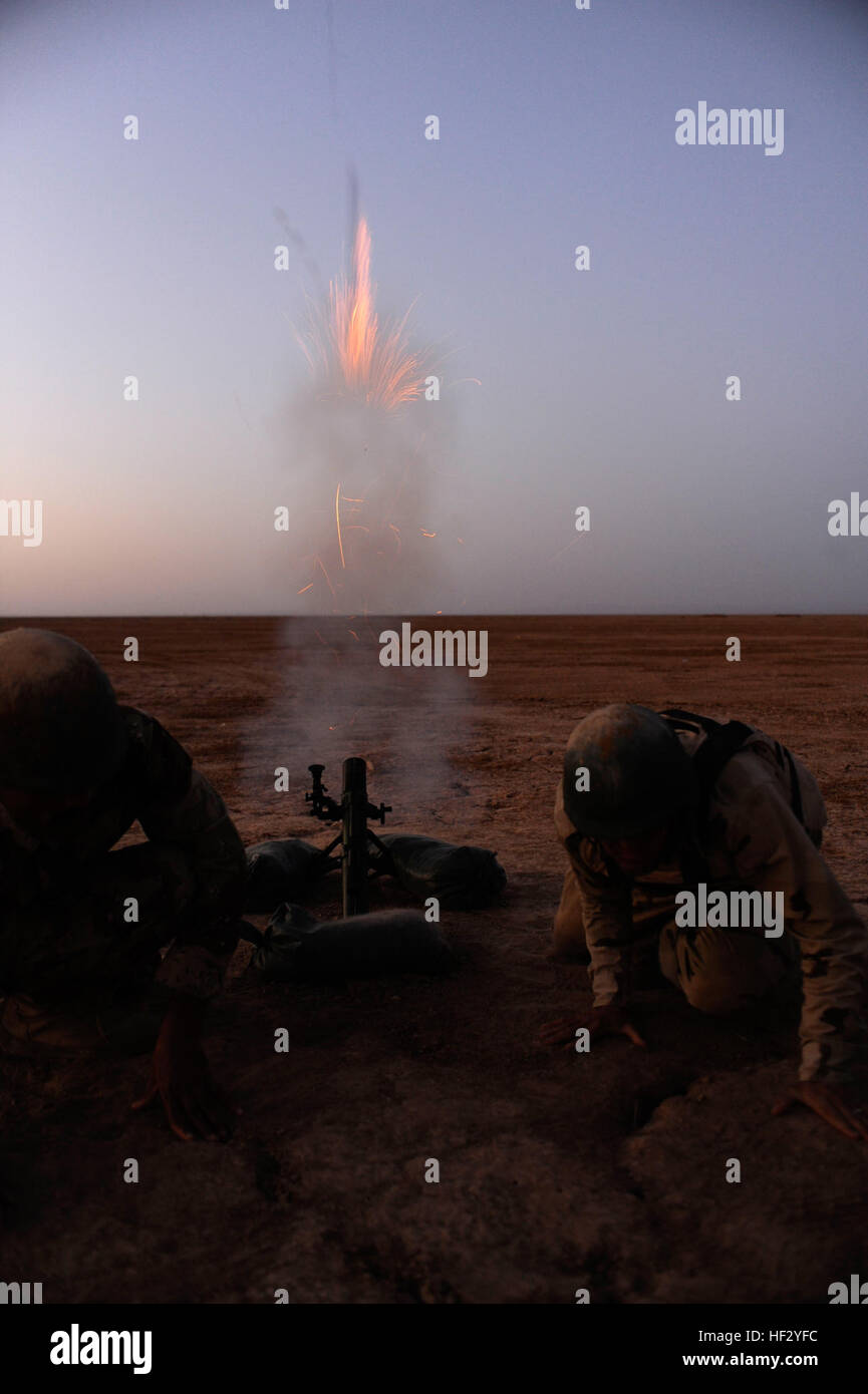 Mortars military hi-res stock photography and images - Alamy