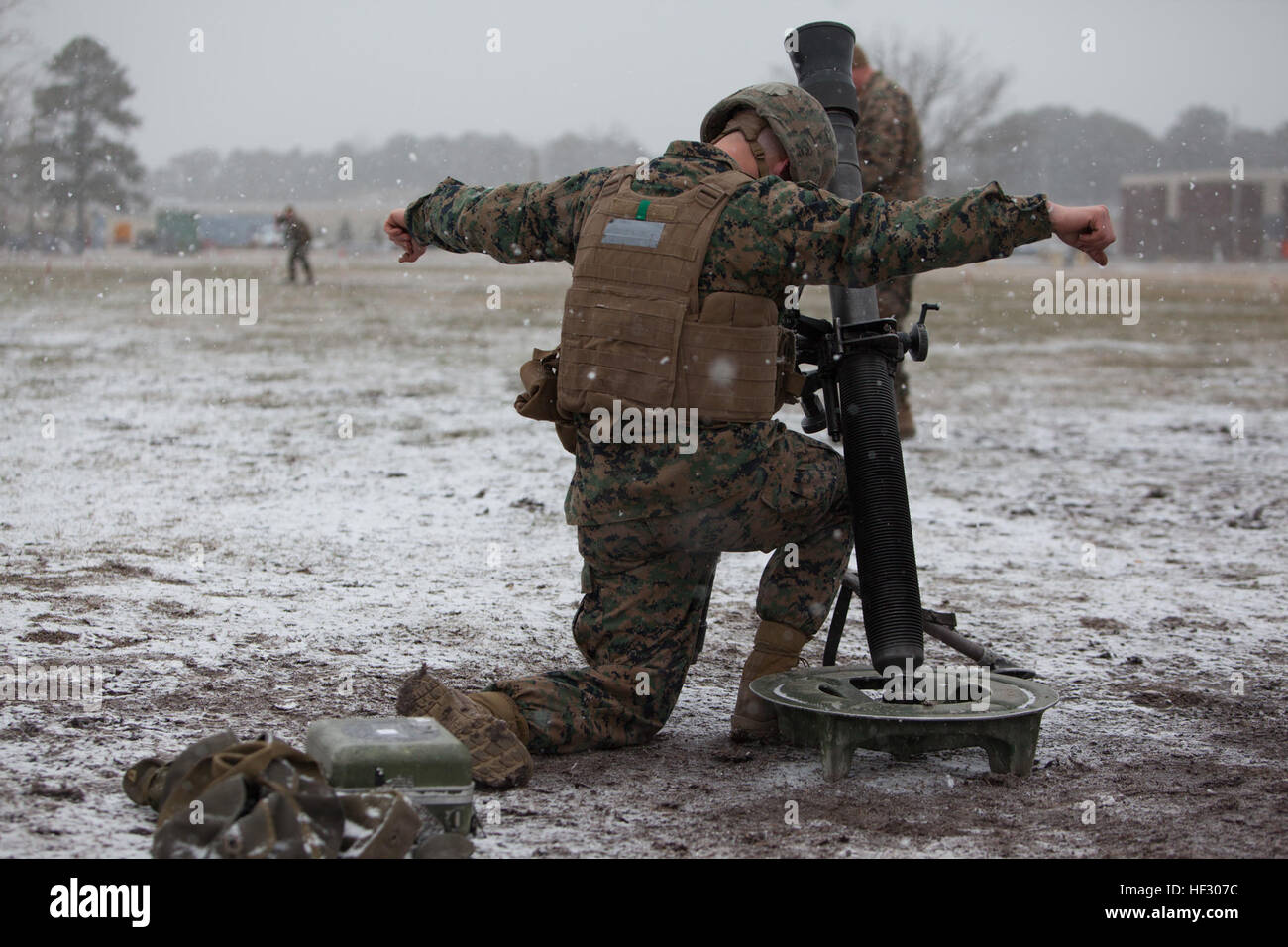 A U.S. Marine with Alpha Company, Infantry Training Battalion (ITB ...