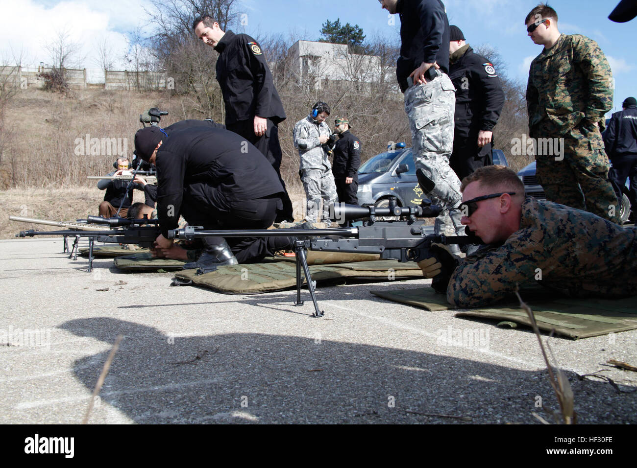 FASTEUR Marines demonstrate M110 SASS sniper rifle skills to Romanian ...