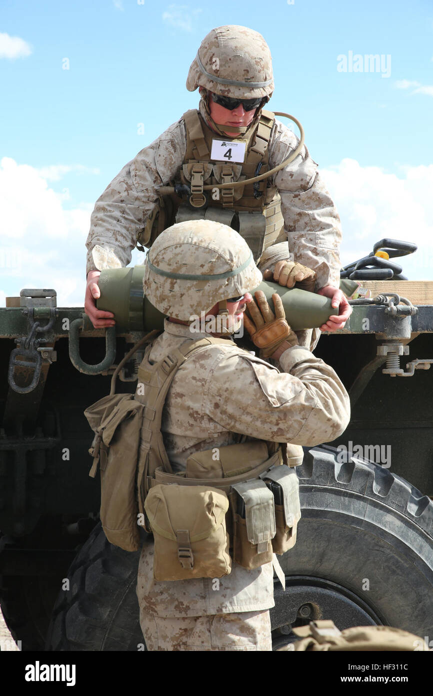 M107 155mm high explosive projectile hi-res stock photography and ...