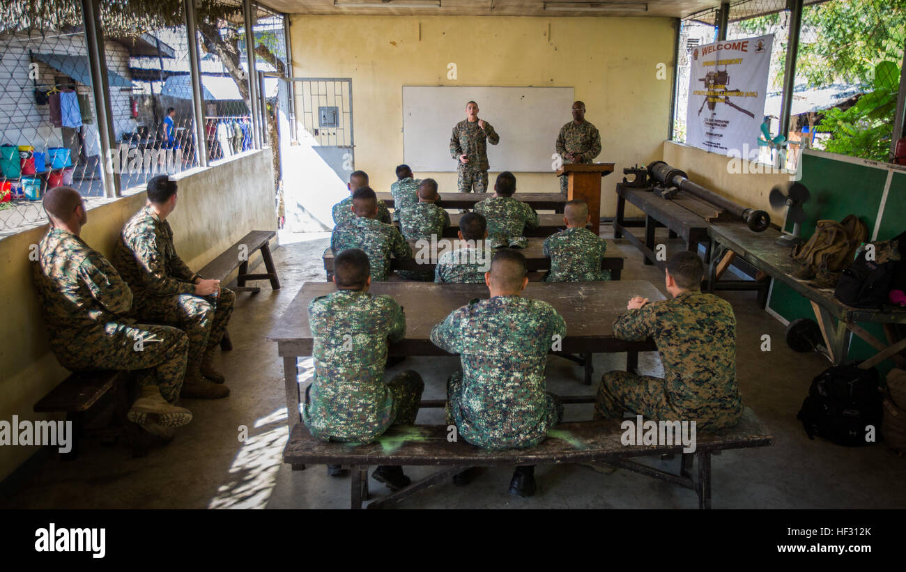 U.S. Marine Corps Sgt. Justin Fong, assault amphibious vehicle (AAV ...