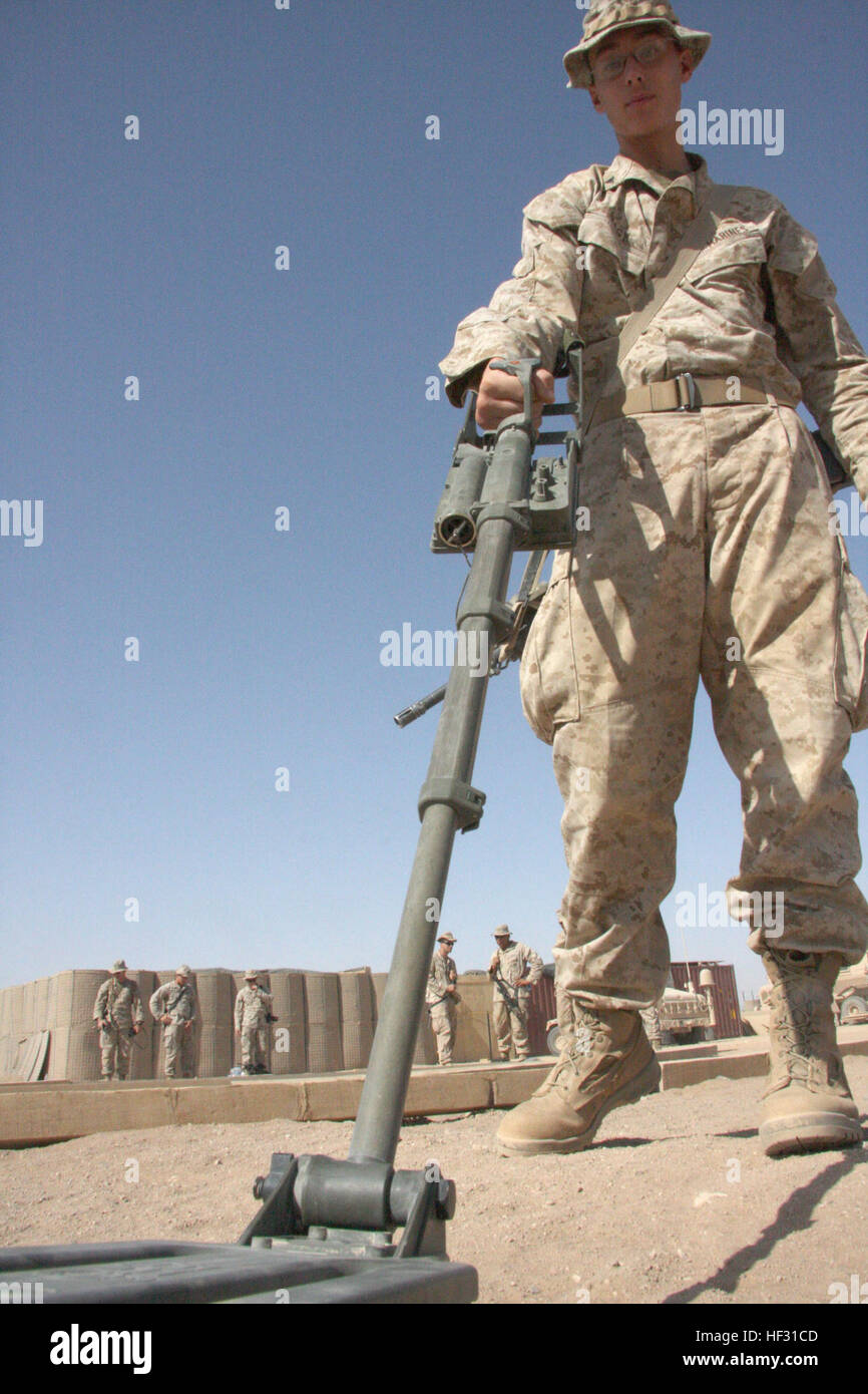 Minesweeping techniques hi-res stock photography and images - Alamy