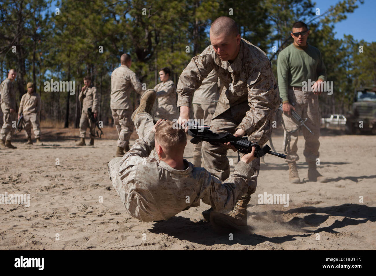 2d transportation support battalion hi-res stock photography and images ...
