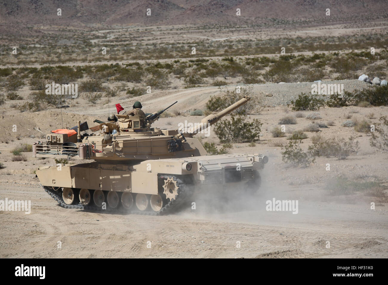 Marines with Tank Platoon, Company B, Ground Combat Element Integrated ...