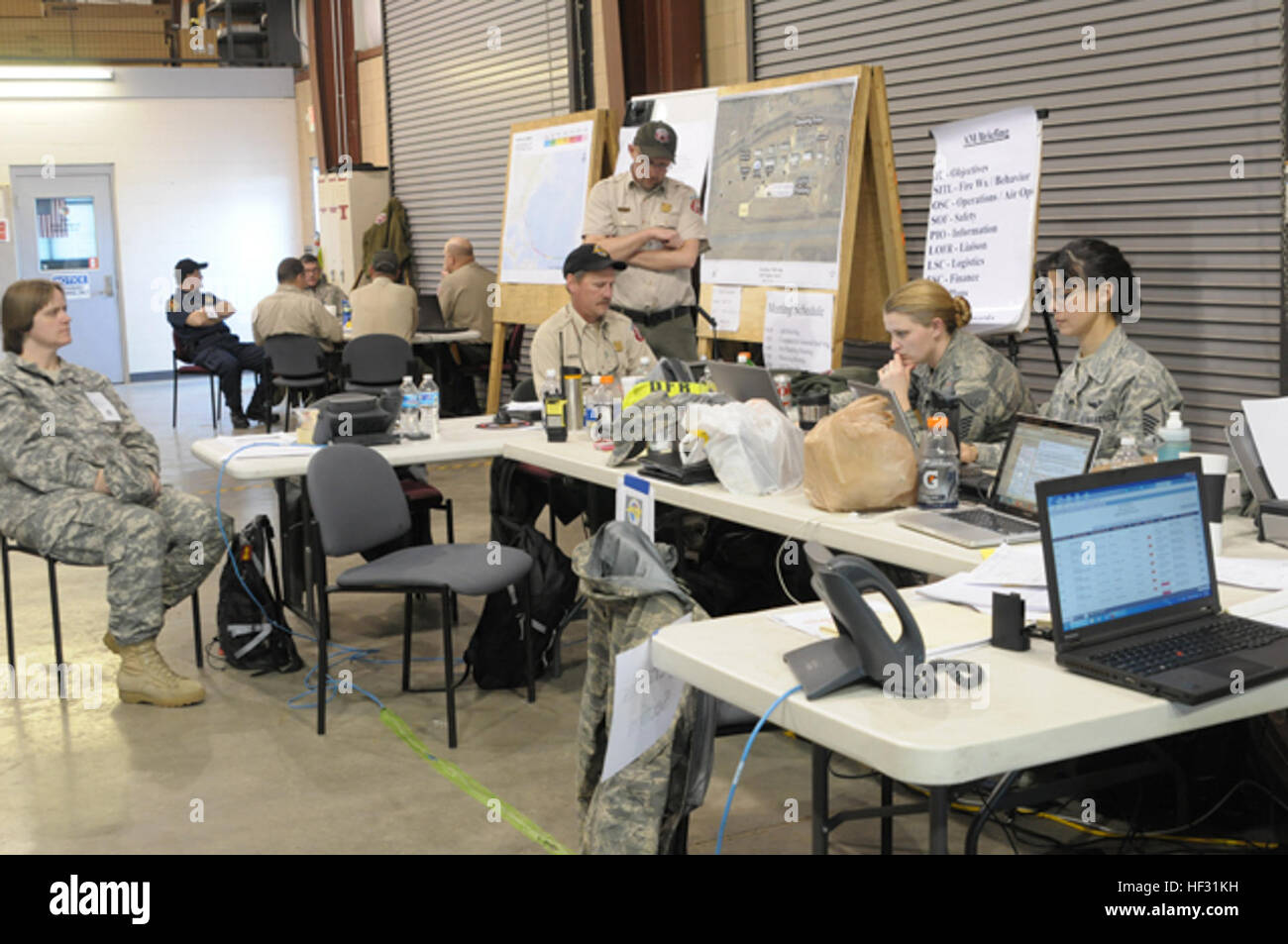 North Carolina Army and Air National Guardsmen work with North Carolina ...