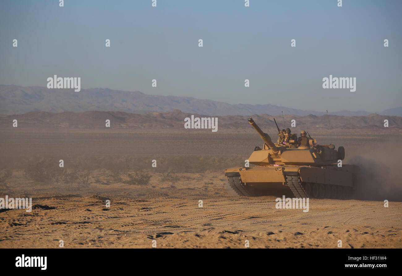 Marines with Tank Platoon, Company B, Ground Combat Element Integrated ...