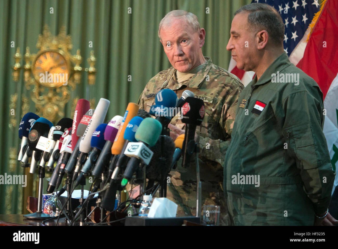 Iraq Defense Minister Shawkat B. Zebari and U.S. Chairman of the Joint Chiefs of Staff Gen ...