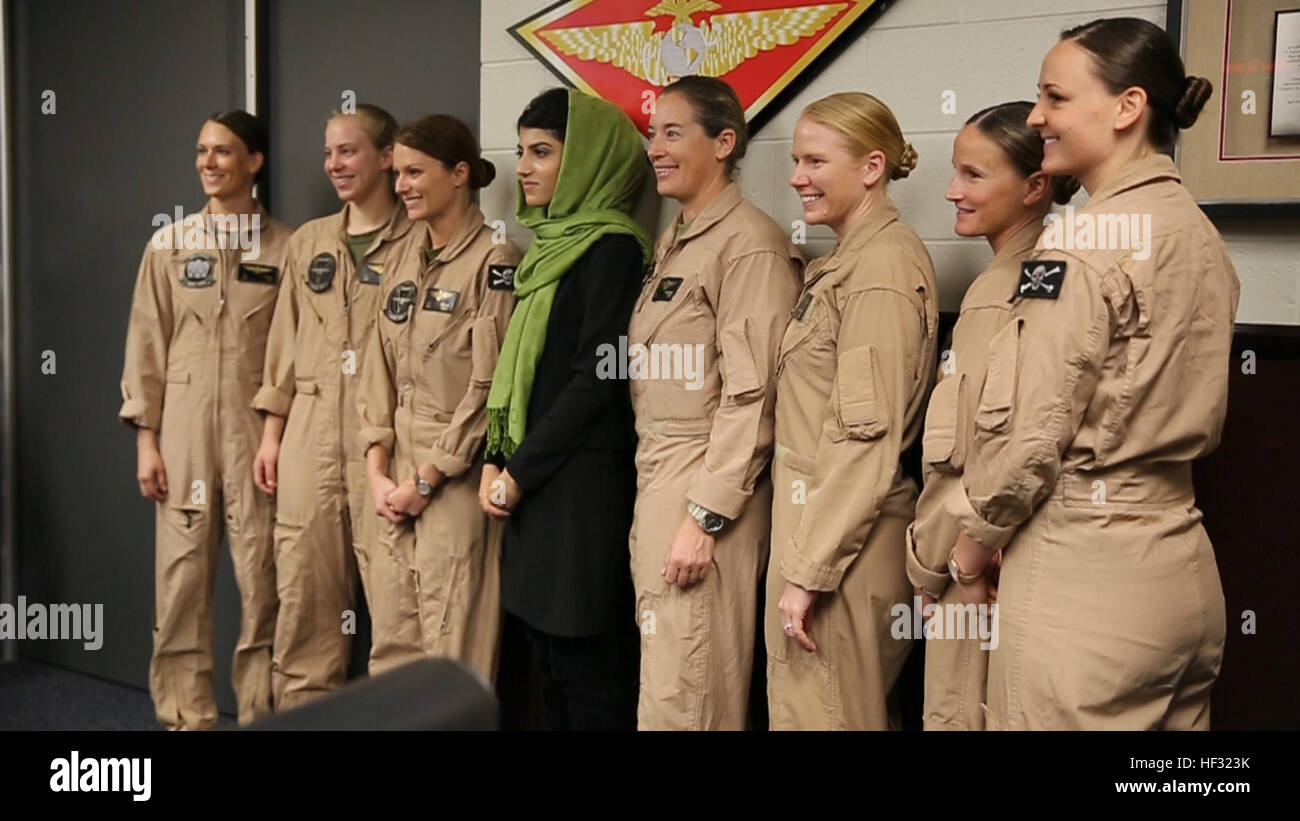 Female pilots with 3rd Marine Aircraft Wing pose for a photo with ...