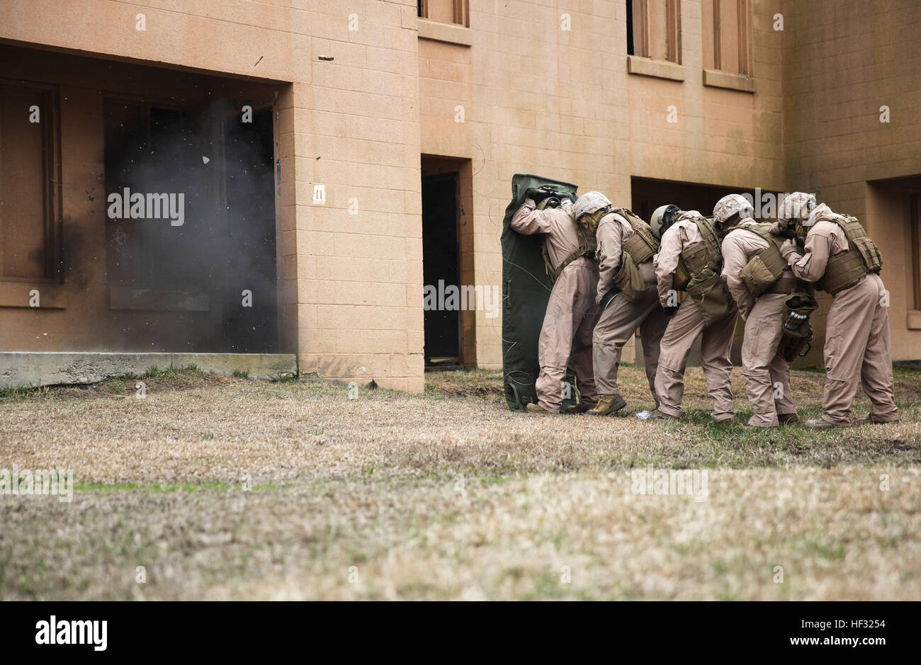 Marines with 2nd Explosive Ordnance Disposal Company, 8th Engineer ...