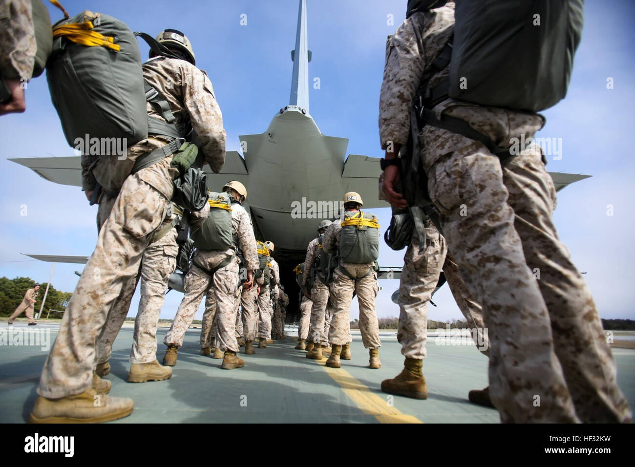 Marines participate in a jumpmaster course at Bogue Airfield, North ...