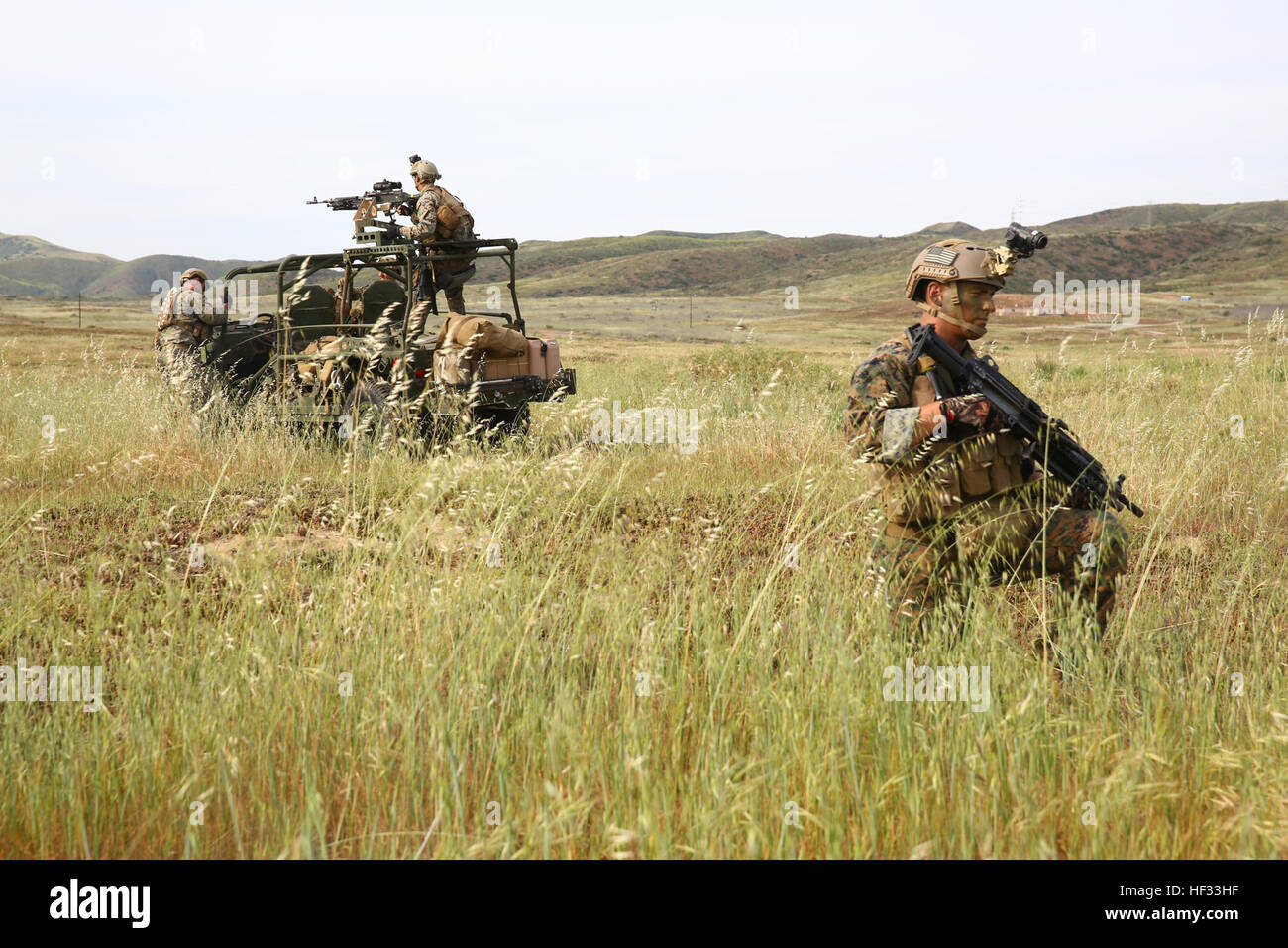 Marines with Force Company, 1st Reconnaissance Battalion, 1st Marine ...