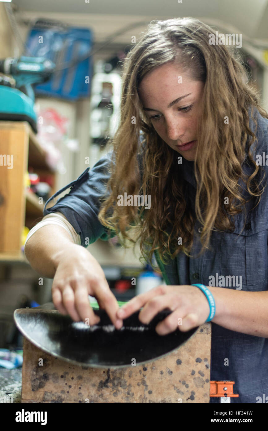 856th military police company hi-res stock photography and images - Alamy