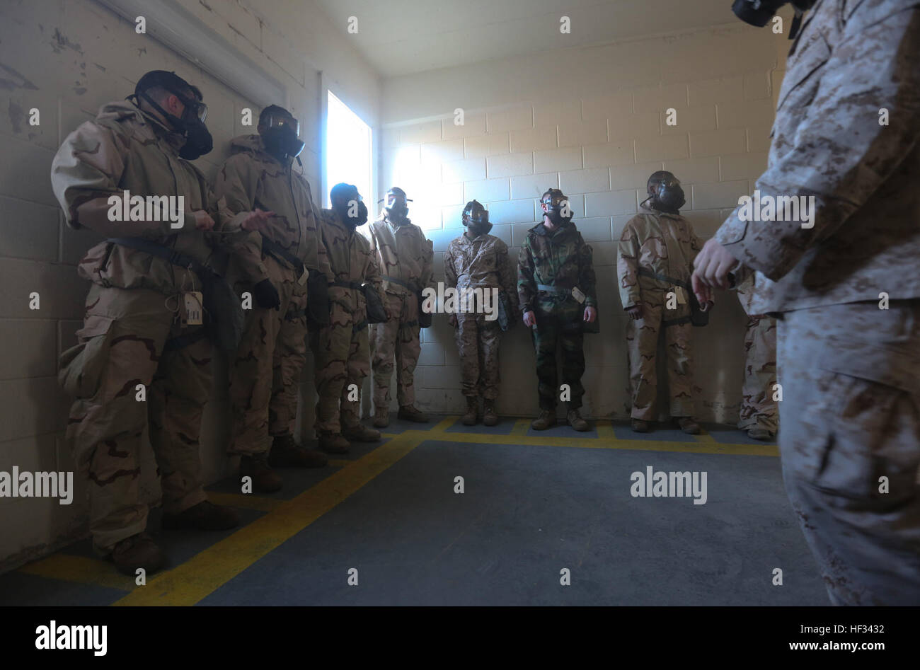 Marines in cbrn defense hi-res stock photography and images - Alamy