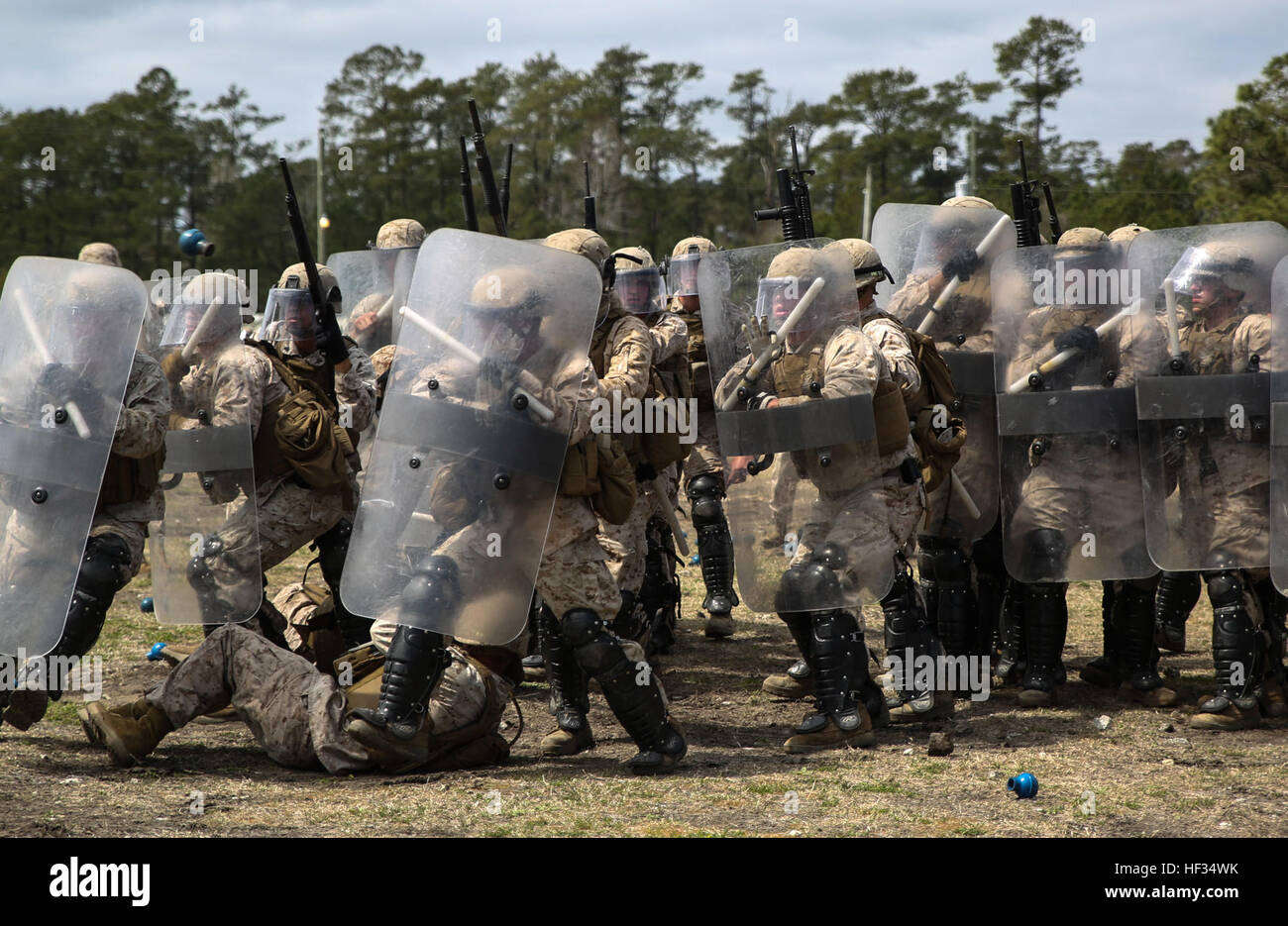Marines with Battery and Golf Co., 2nd Battalion, 6th Marines, capture ...