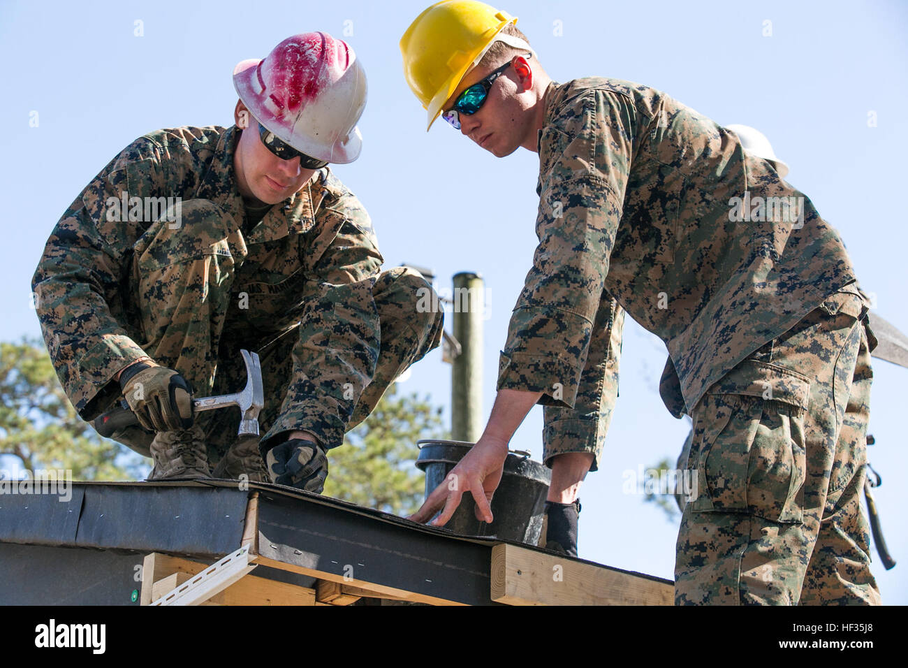 Marines with 8th Engineer Support Battalion, 2nd Marine Logistics Group ...