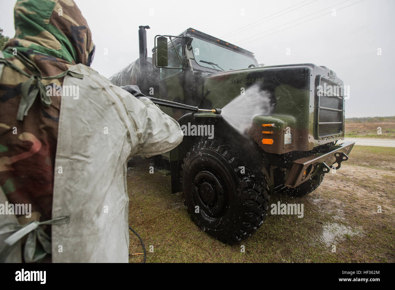 Marines with Marine Aerial Refueler and Transport Squadron 252 conduct ...