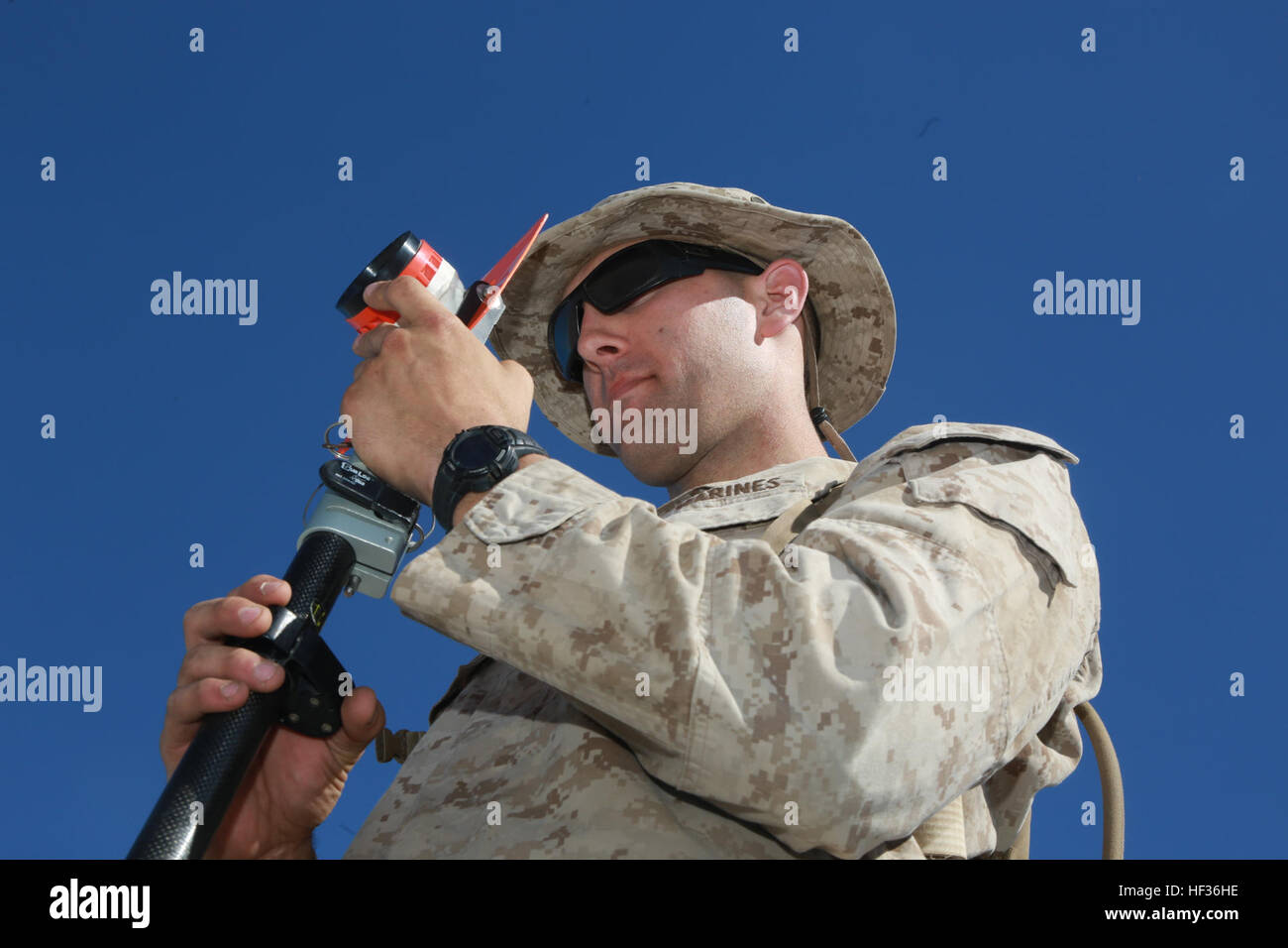 Marine radar technician air hi-res stock photography and images - Alamy