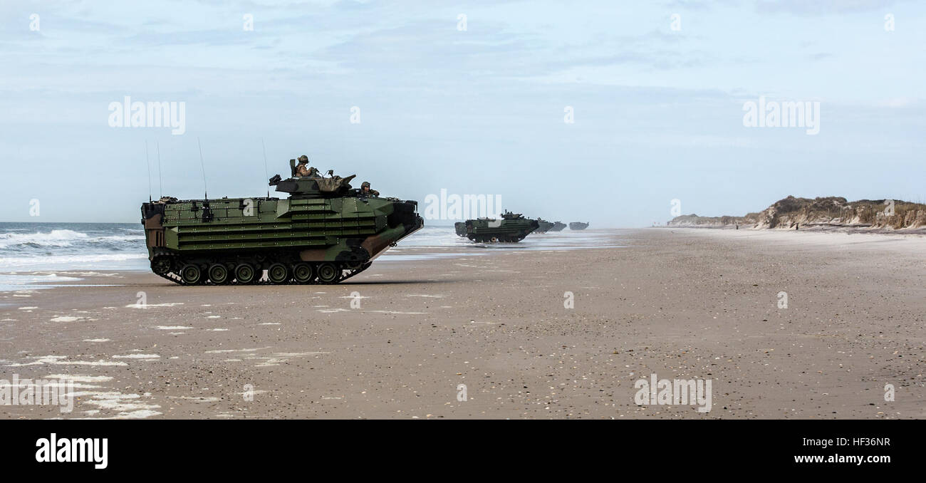 Amphibious Assault Vehicles from Alpha Company, 2nd Assault Amphibian ...