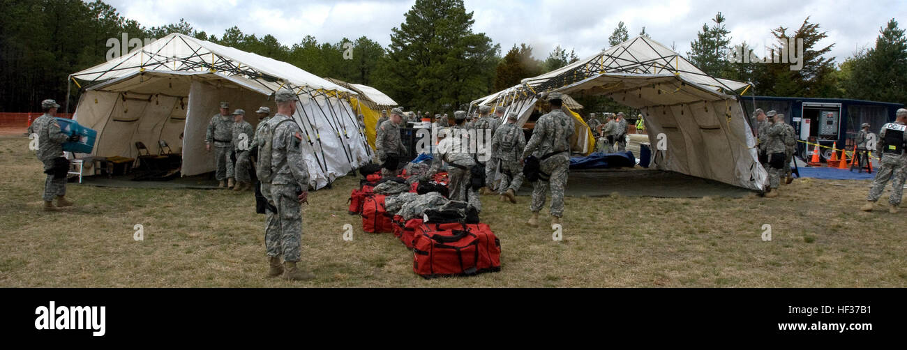 National Guard Soldiers and Airmen conduct a Homeland Response Force ...