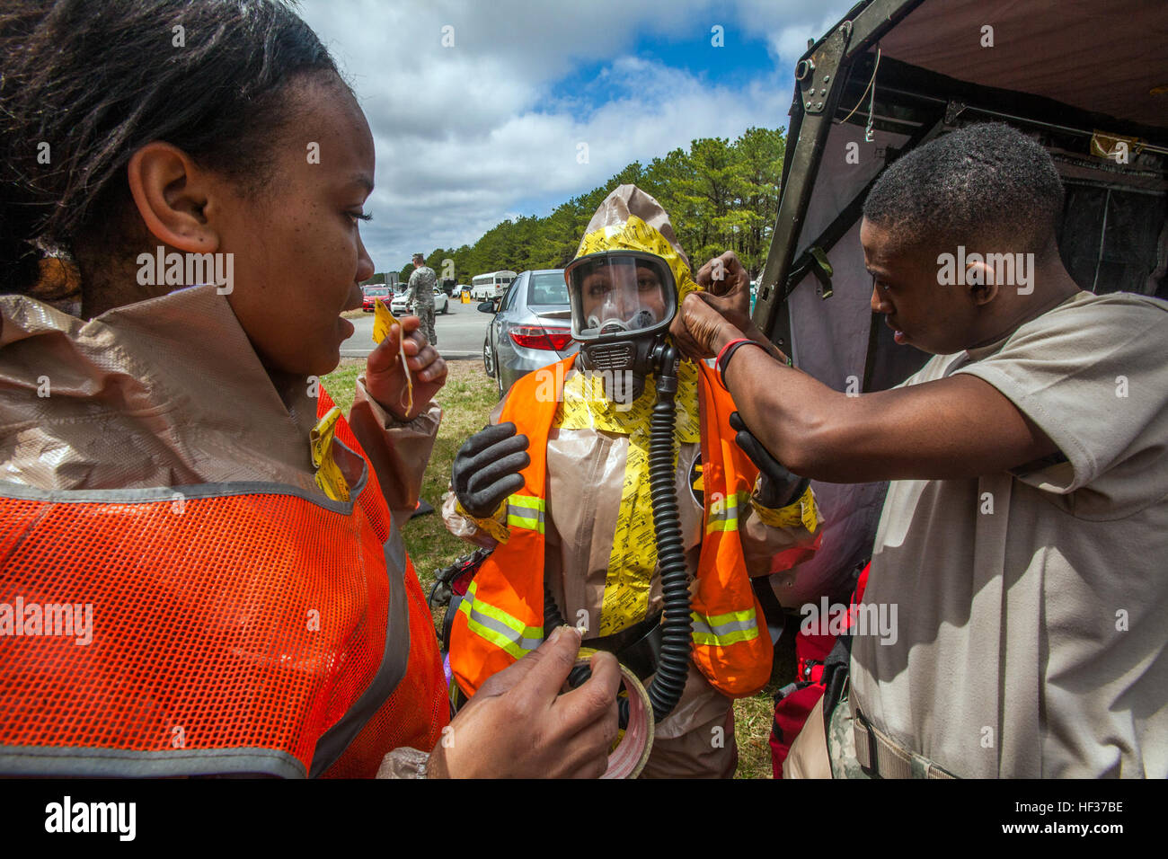 Soldiers with the 2nd-113th Infantry Battalion, 50th Infantry Brigade ...