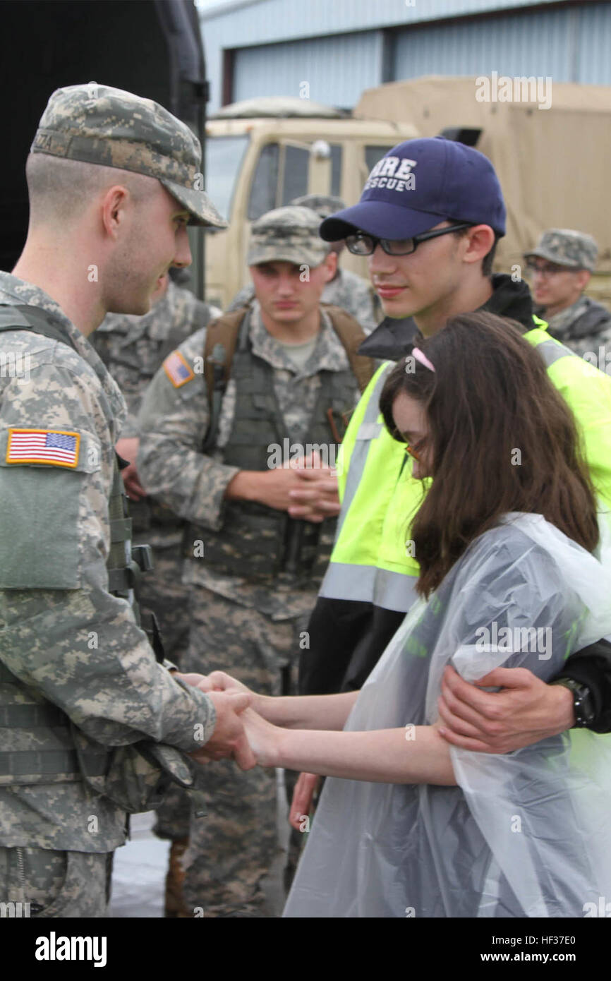 A medic with the Louisiana National Guard’s 2nd Battalion, 156 Infantry ...