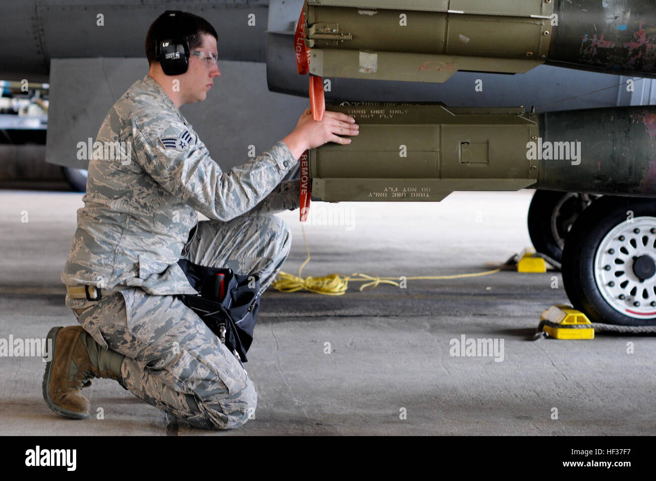 177th logistics readiness squadron hi-res stock photography and images ...