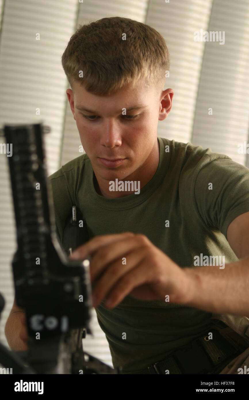 Afghanistan terrain hi-res stock photography and images - Alamy
