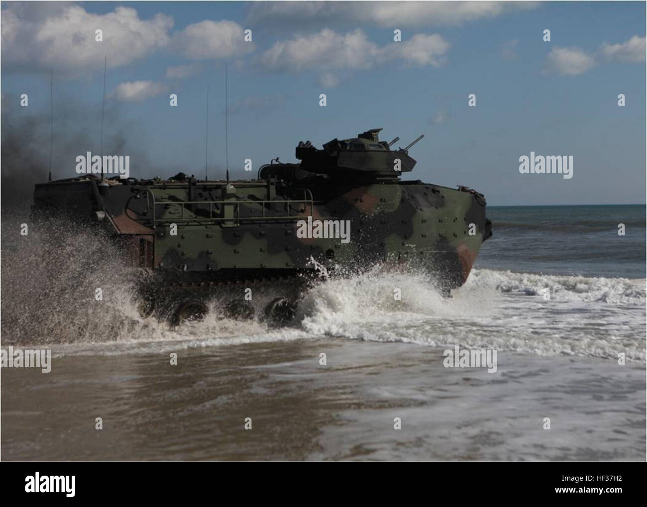 The largest naval amphibious hi-res stock photography and images - Alamy