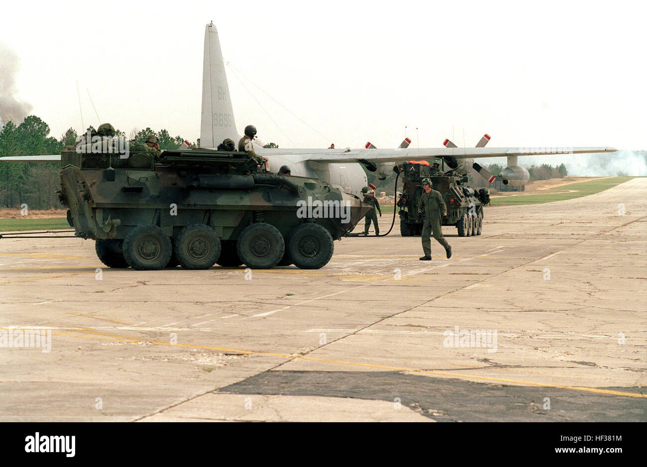 000311-M-3366S-001 U.S. Marines from the Light Armored Reconnaissance ...