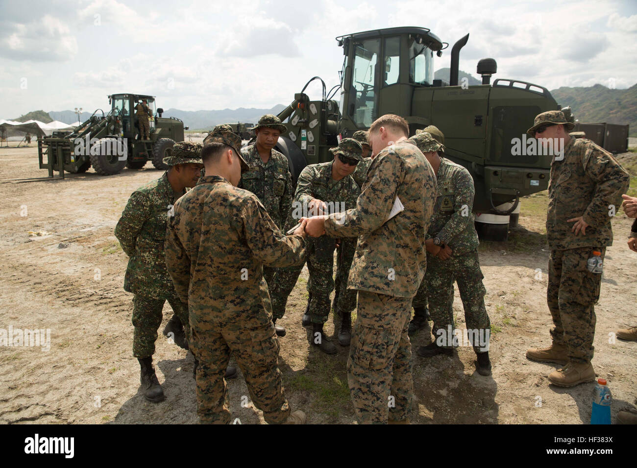 Philippine Marine explosive ordnance disposal technicians assigned to ...
