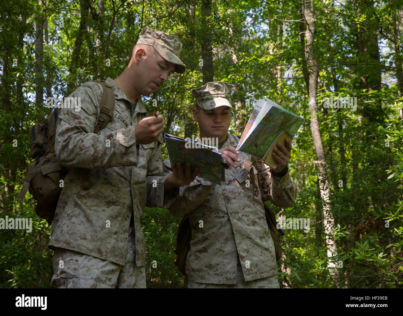 Lance Cpl. Kevin Luskin (left), a machine gunner with 1st Battalion ...