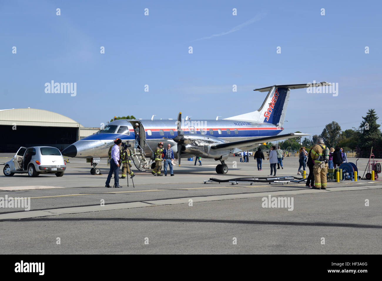 U.S. Air Force firefighters assigned to the 144th Civil Engineer ...
