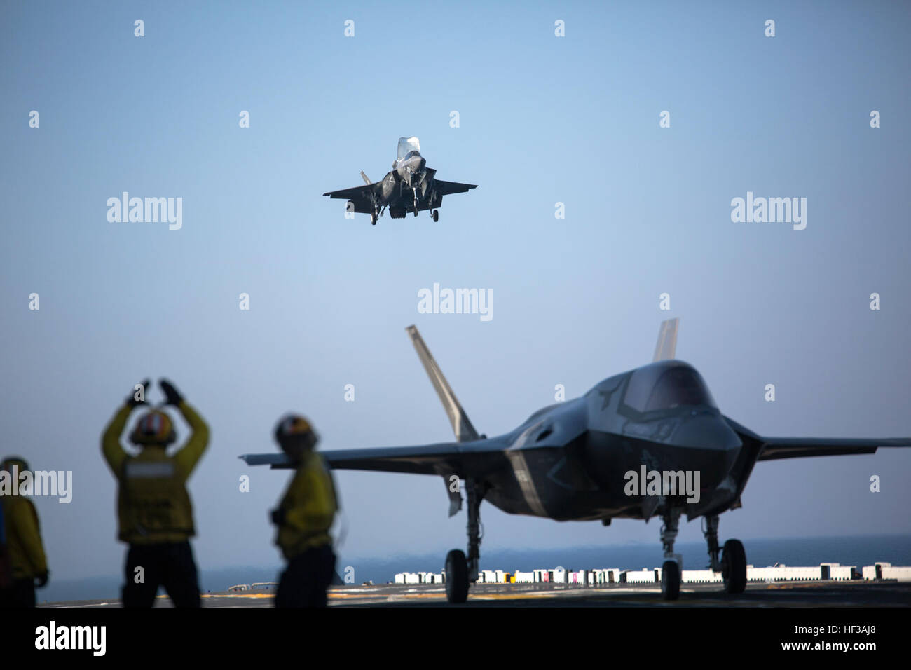 Wasp 6b hi-res stock photography and images - Alamy