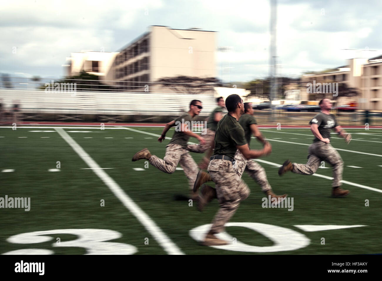 U.S. Marines with Lima Company, Battalion Landing Team 3rd Battalion ...