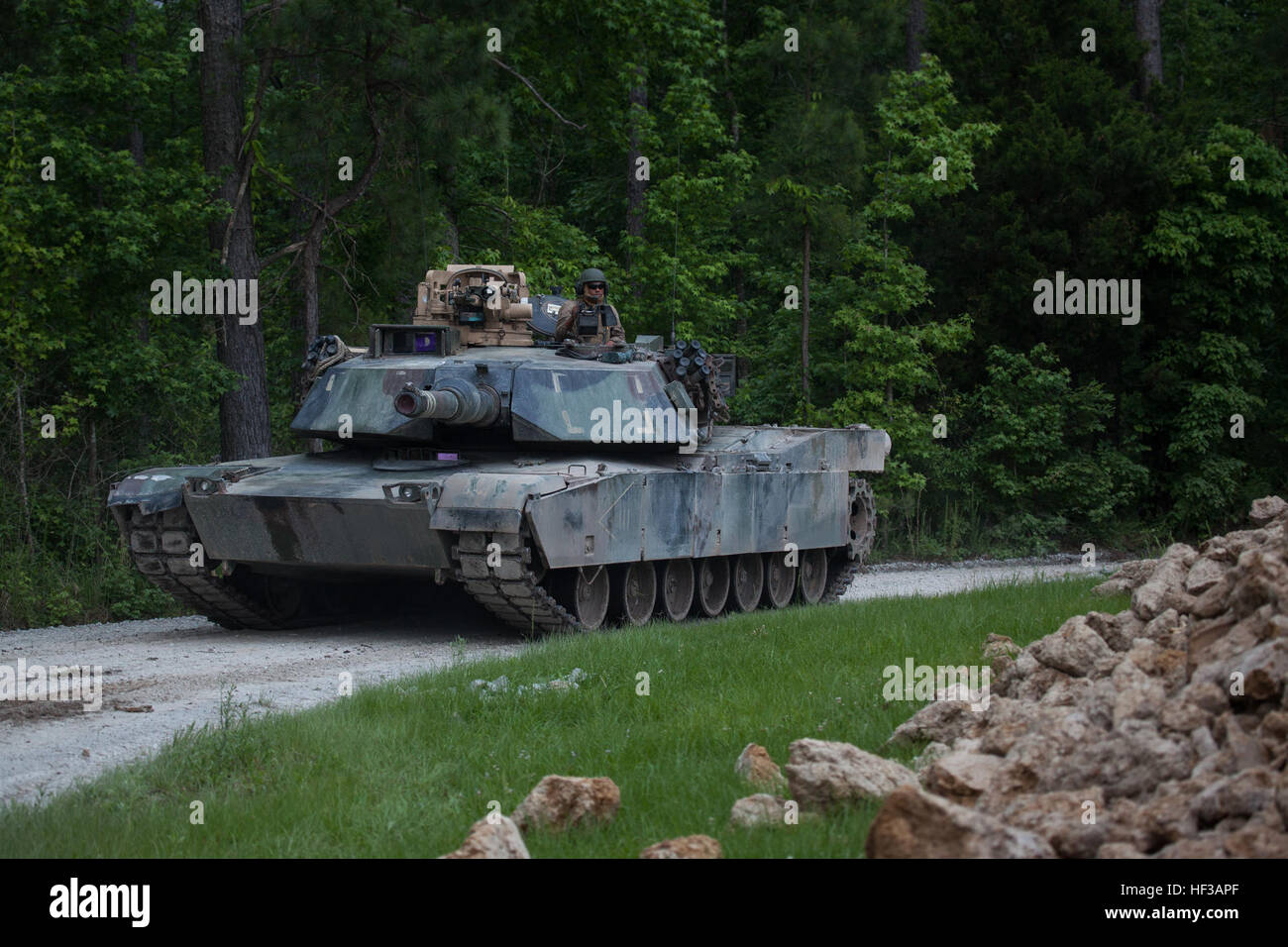 U.S. Marines with 2D Tank Battalion, in support of 2D Combat Engineer ...