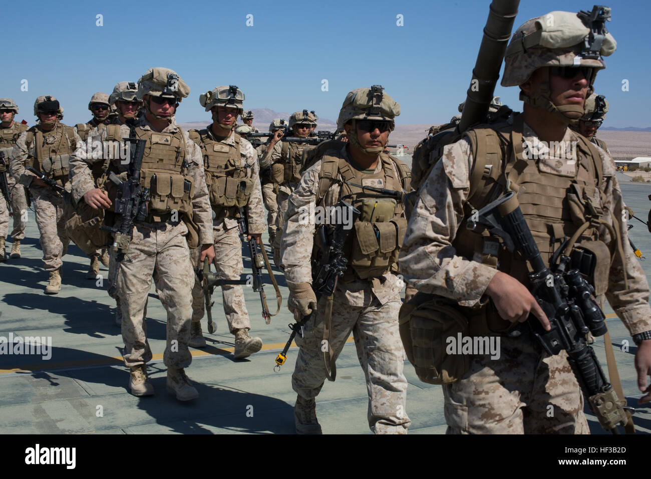 U.S. Marines with Lima Company, 3rd Battalion, 8th Marines, (3/8 ...