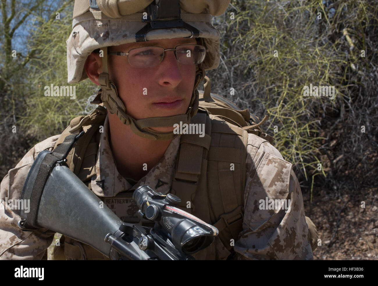 U.S. Marines with Lima Company, 3rd Battalion, 8th Marines, (3/8 ...