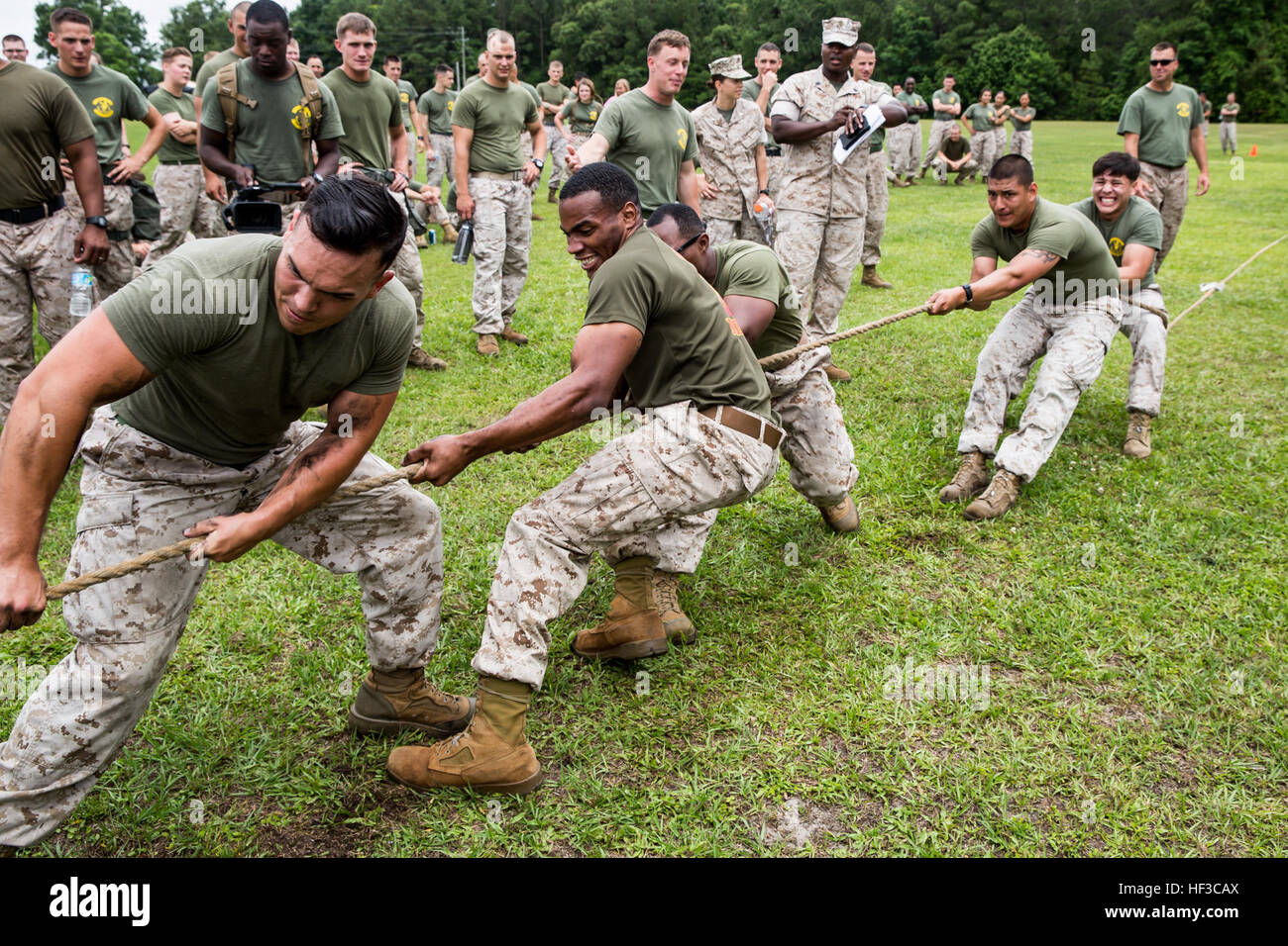 Marines with 8th Communications Battalion, 2nd Marine Expeditionary ...